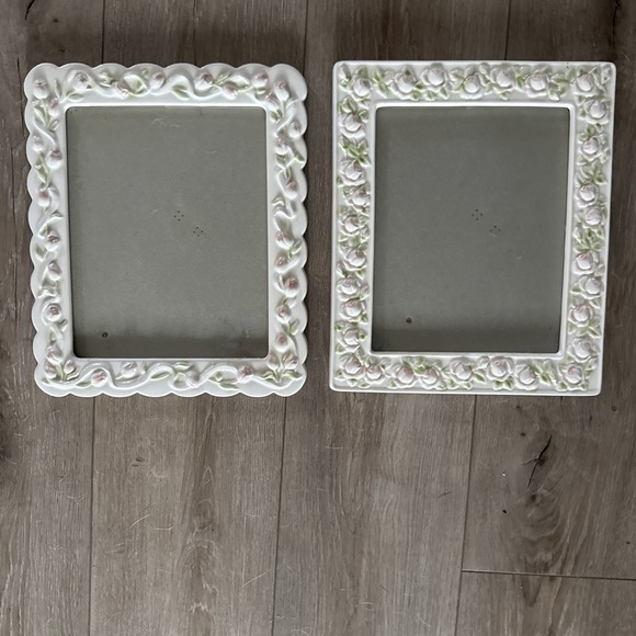 The Unbranded Brand | Accents | Vintage 3d Pink Roses Shabby Chic ...